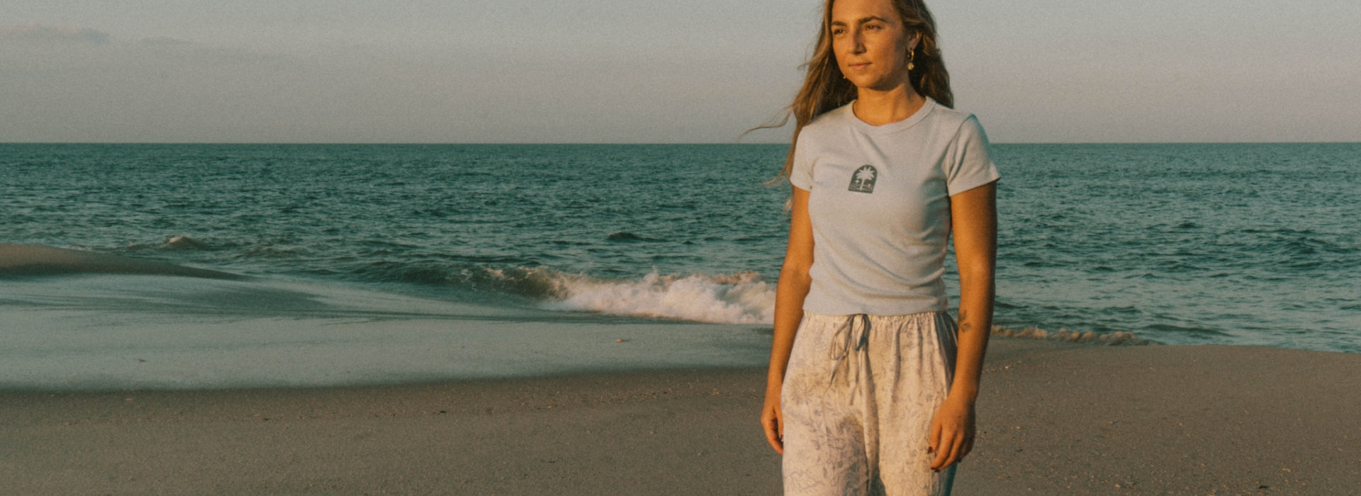 Women's Tees & Graphics – Jetty